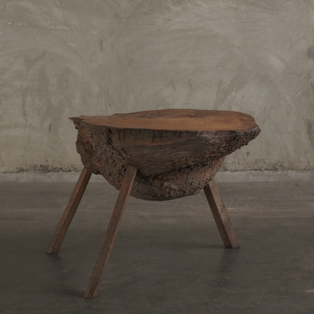 TRI-LEG LOG COFFEE TABLE – Blackman Cruz